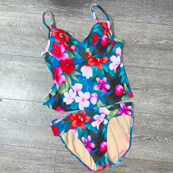 Shape FX | Swim | Vtg Shape Fx Swim Two Piece Bold Tropical Floral ...